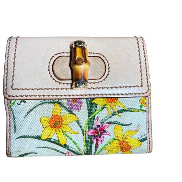 Gucci | Bags | Authentic Vintage Gucci Flora Floral Wallet Canvas ...